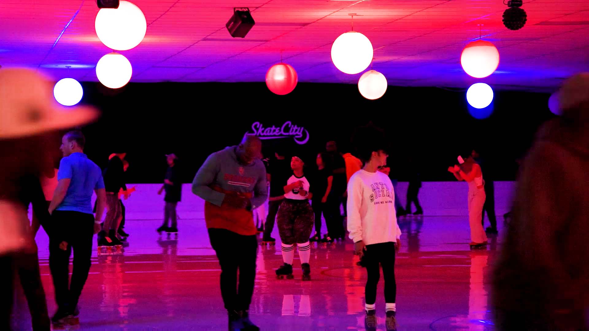Decades of Memories at Skate City Aurora | Auroratv